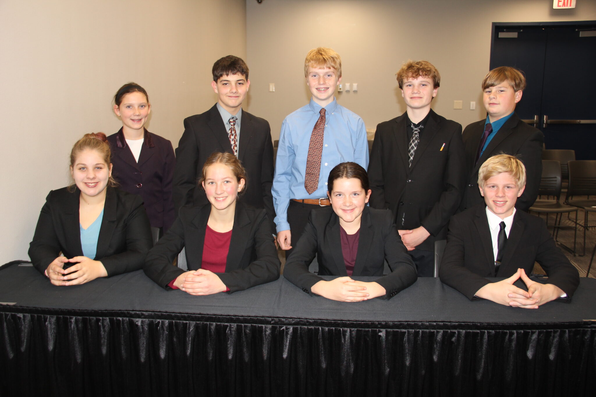DMS Mock Trial Team Wins State Trophy – Decorah Community School District
