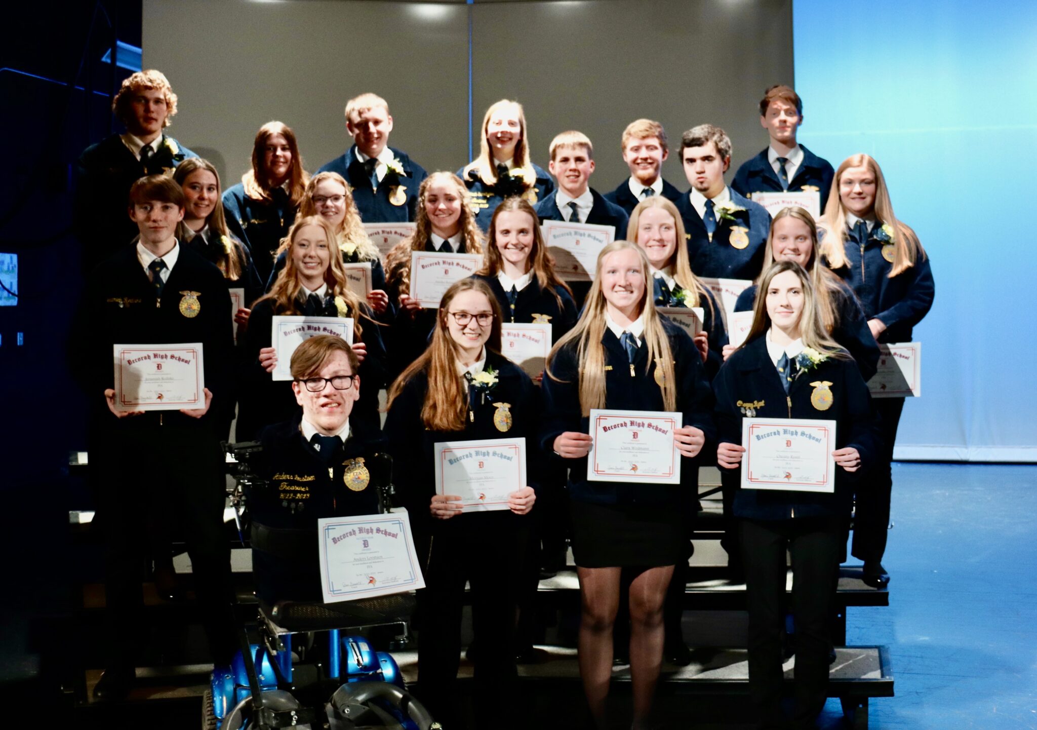 Decorah FFA Presents Awards at Annual Banquet – Decorah Community ...